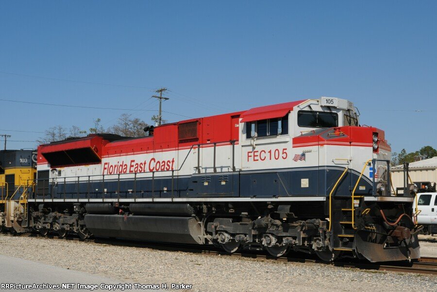 FEC 105 SD70M-2